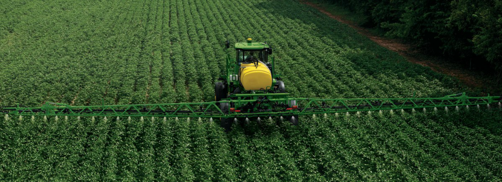 Addressing Small Field Needs with the R4023 Sprayer