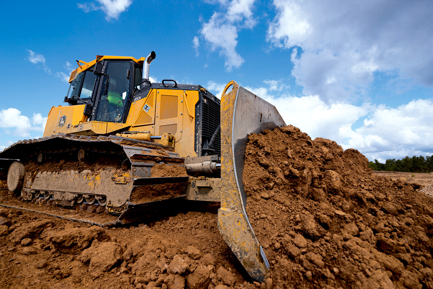 Video Gallery: John Deere's Incredible SmartGrade™ Dozers