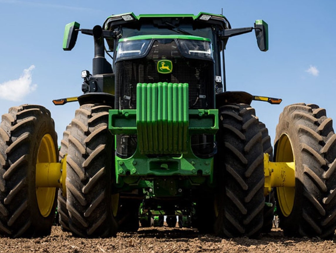 A Closer Look at the John Deere 8R Series Tractors | MachineFinder