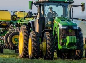 A Closer Look at the John Deere 8R Series Tractors | MachineFinder