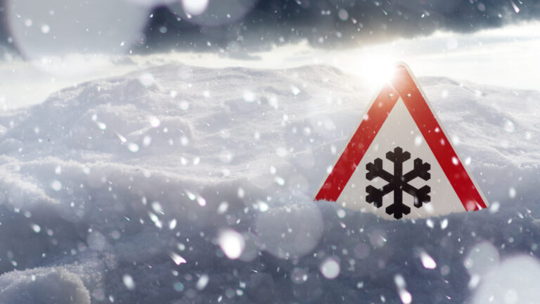 The Ultimate Guide to Snow and Ice Removal | MachineFinder