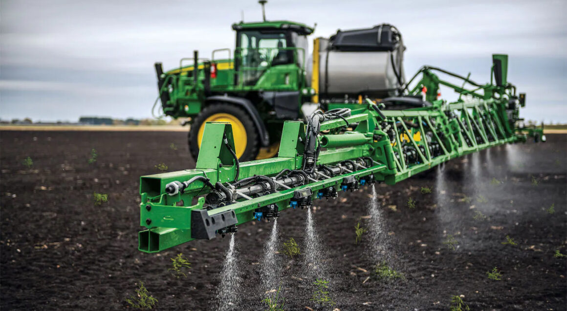 The History of John Deere Sprayer Production: 1930 to 2018