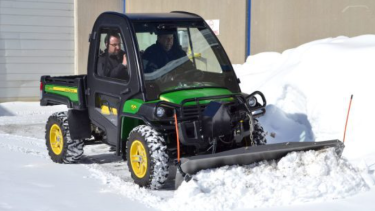 John Deere Gator Snow Removal: 7 Tips to Know | MachineFinder