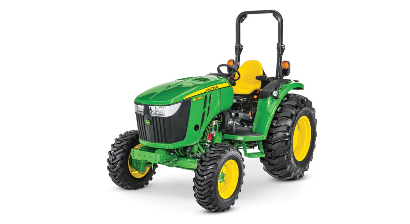 John Deere 4 Series Compact Tractors | MachineFinder