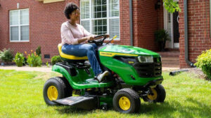 John Deere S130 vs. S140 Lawn Tractors | MachineFinder