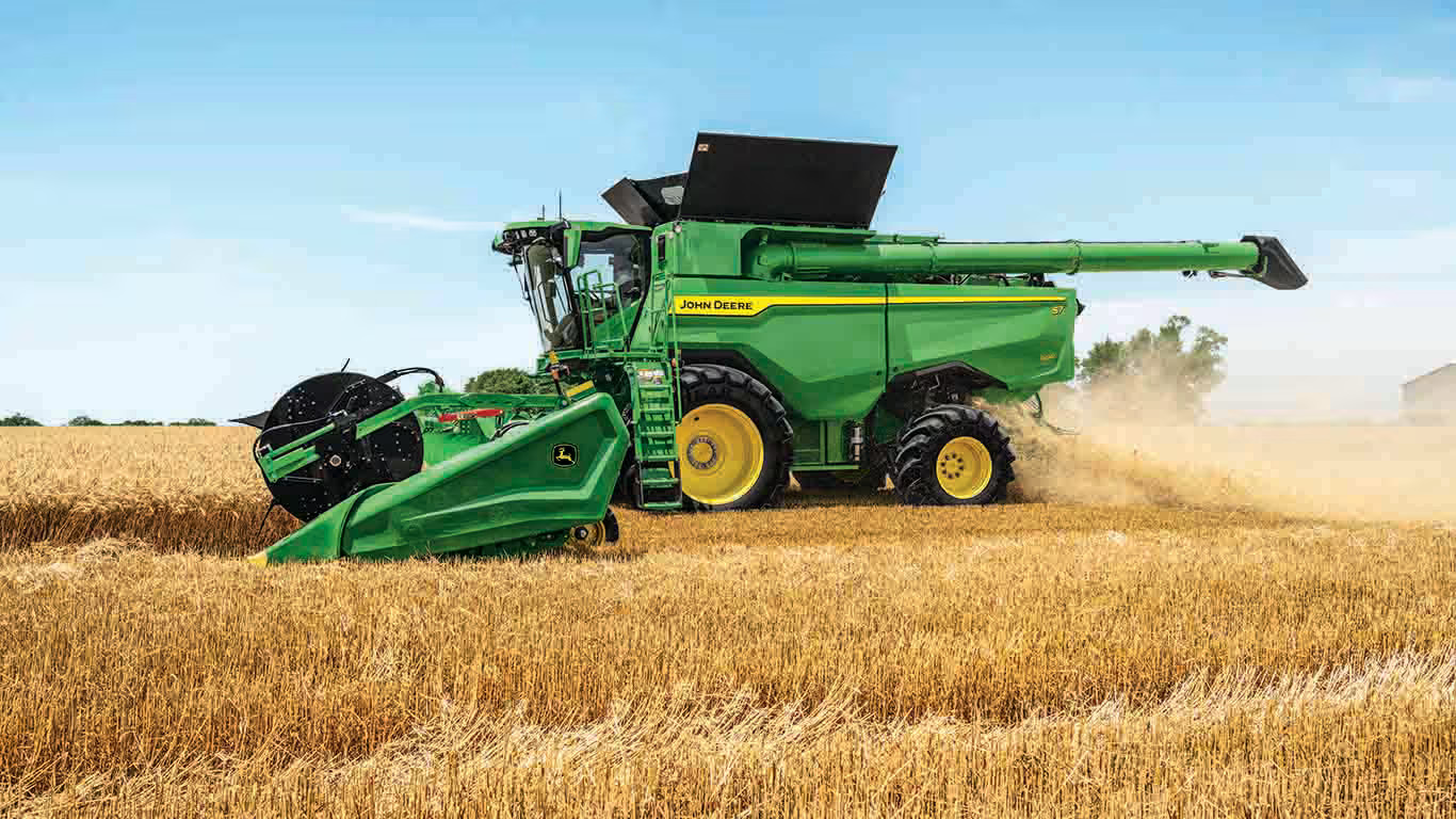 Exploring the New John Deere S7 Series Combine | MachineFinder