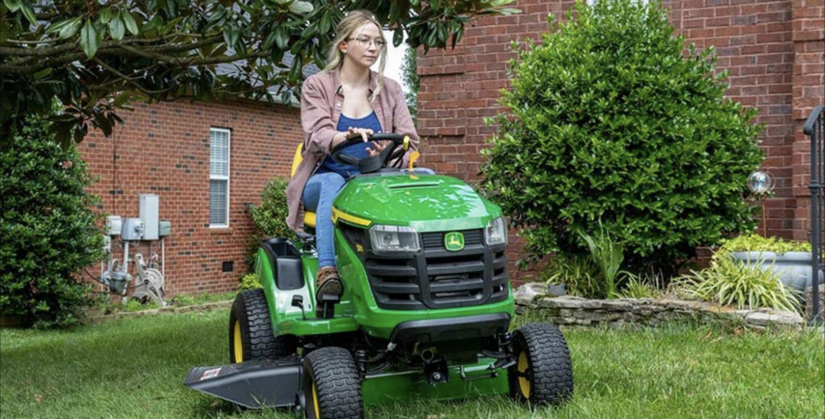 John Deere S100 vs. S110 Comparison | MachineFinder
